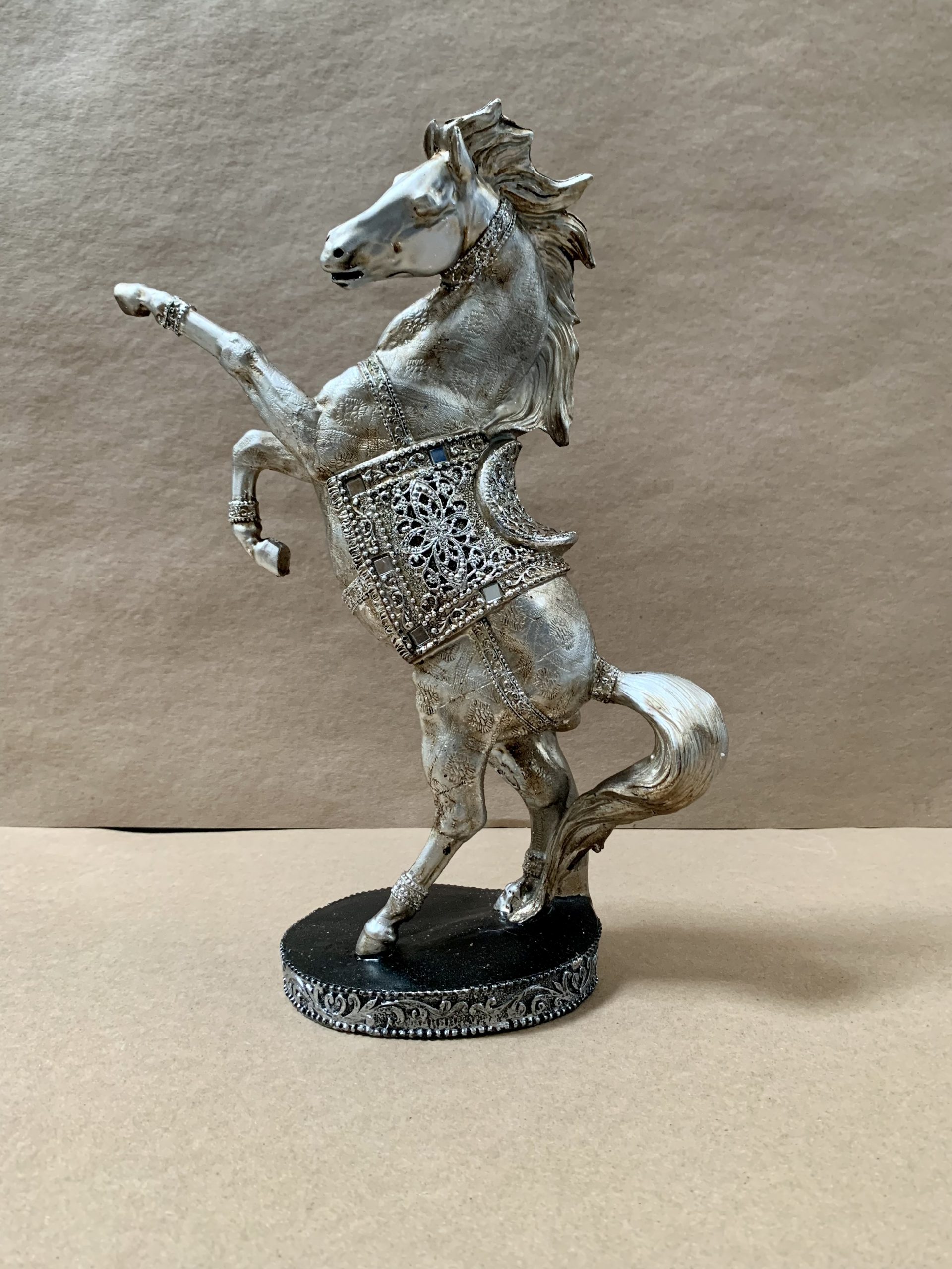 Collectible Horse Figurines Resin at Amanda Litherland blog